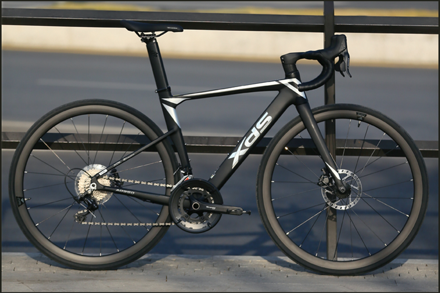 XDS AD350 20sp // Road Bike AD350 // 48cm / White | XDSBikeco.com